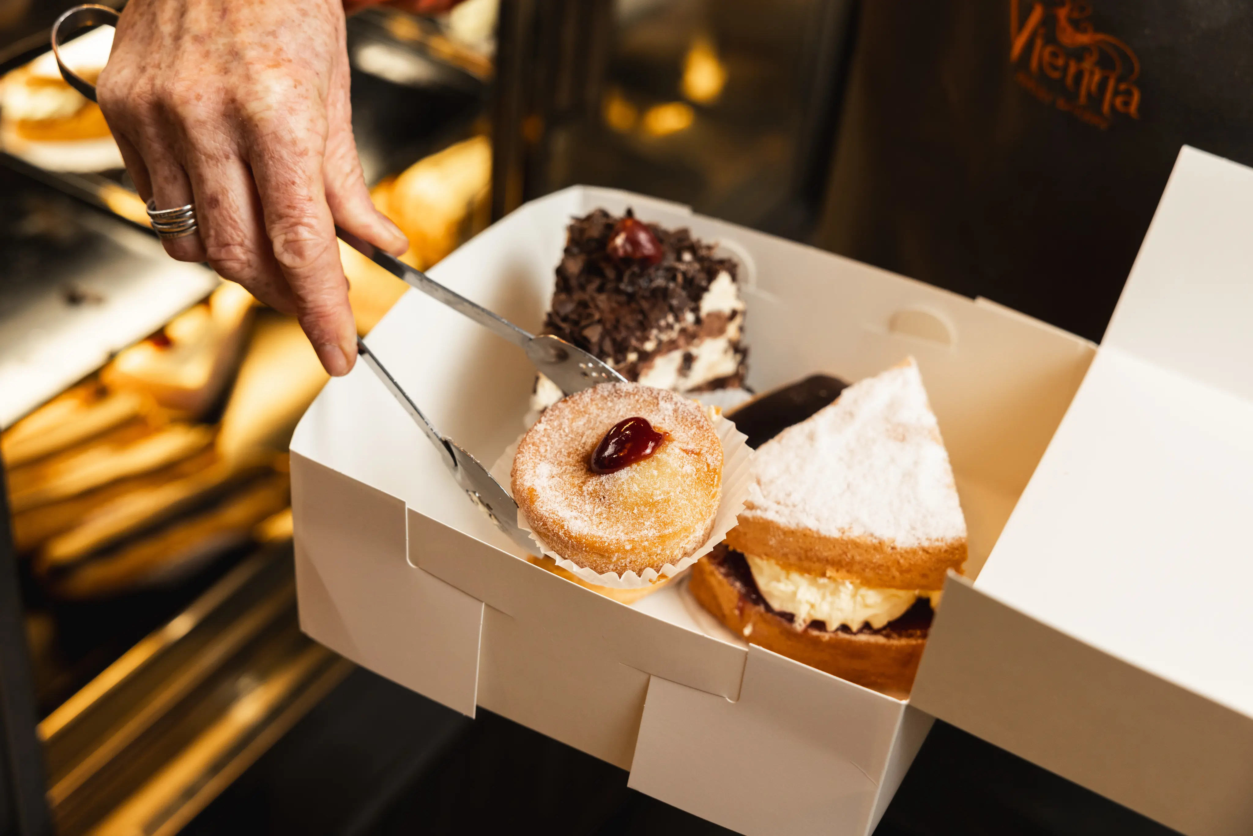 Market Cakes | Handmade Daily | Vienna Bakery